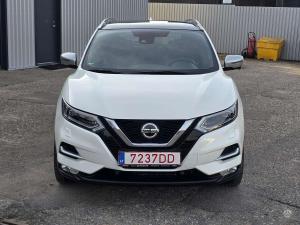 Balts Nissan Qashqai 2018 Jonava, ar dzinēja tilpumu 1.60 L un nobraukumu 195 tūkst. km par 12890 €, foto 3 vietnē AUTOMOTO.COM.LV