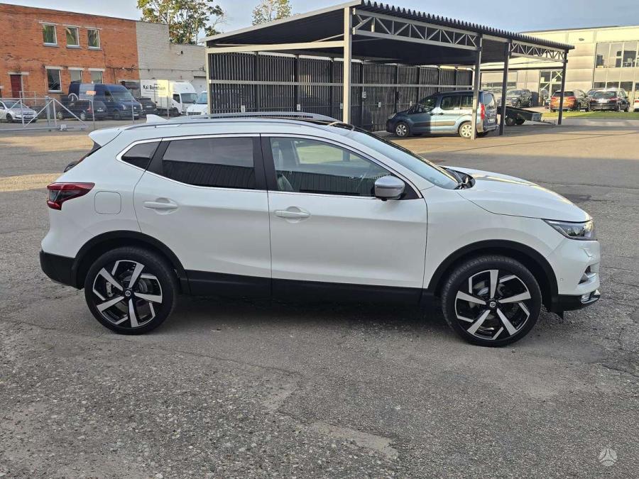 Balts Nissan Qashqai 2018 Jonava, ar dzinēja tilpumu 1.60 L un nobraukumu 195 tūkst. km par 12890 €, foto 5 vietnē AUTOMOTO.COM.LV