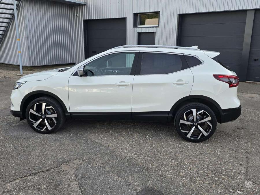 Balts Nissan Qashqai 2018 Jonava, ar dzinēja tilpumu 1.60 L un nobraukumu 195 tūkst. km par 12890 €, foto 7 vietnē AUTOMOTO.COM.LV
