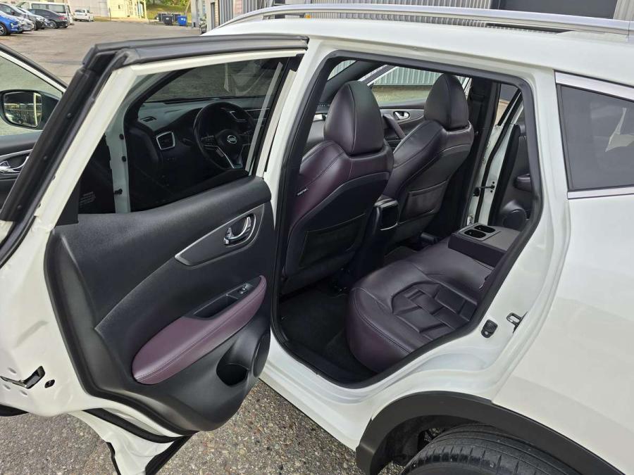Balts Nissan Qashqai 2018 Jonava, ar dzinēja tilpumu 1.60 L un nobraukumu 195 tūkst. km par 12890 €, foto 15 vietnē AUTOMOTO.COM.LV