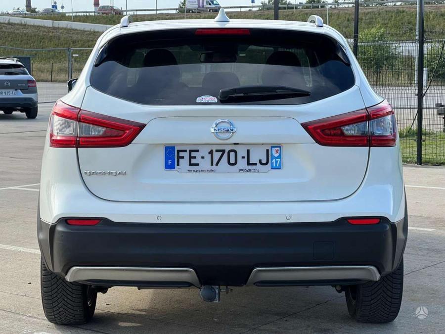 Balts Nissan Qashqai 2018 Klaipėda, ar dzinēja tilpumu 1.20 L un nobraukumu 127 tūkst. km par 8900 €, foto 9 vietnē AUTOMOTO.COM.LV