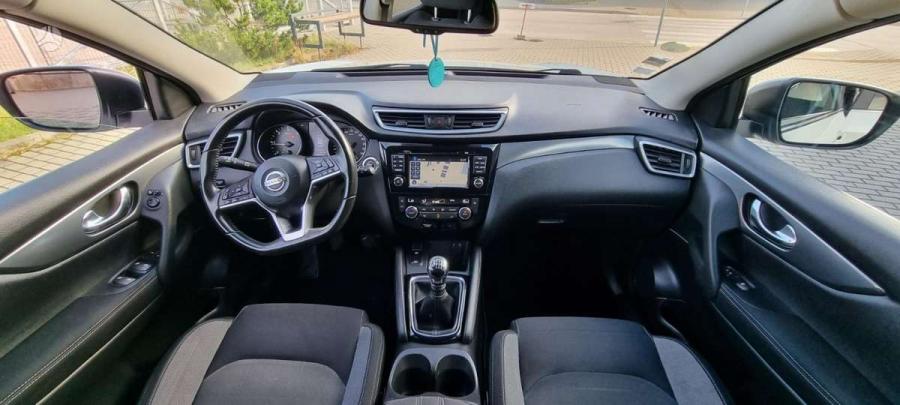 Balts Nissan Qashqai 2018 Šauļi, ar dzinēja tilpumu 1.60 L un nobraukumu 218 tūkst. km par 11300 €, foto 16 vietnē AUTOMOTO.COM.LV