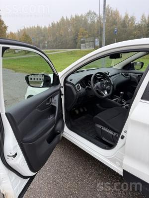 Balts Nissan Qashqai 2018 Jelgava, ar dzinēja tilpumu 1.20 L un nobraukumu 61 tūkst. km par 11800 €, foto 7 vietnē AUTOMOTO.COM.LV