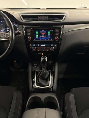 White Nissan Qashqai 2019 in Marijampole, with an engine capacity of 1.46 L and mileage of 254 thousand km for 12450 €, photo 22 on AUTOMOTO.COM.LV