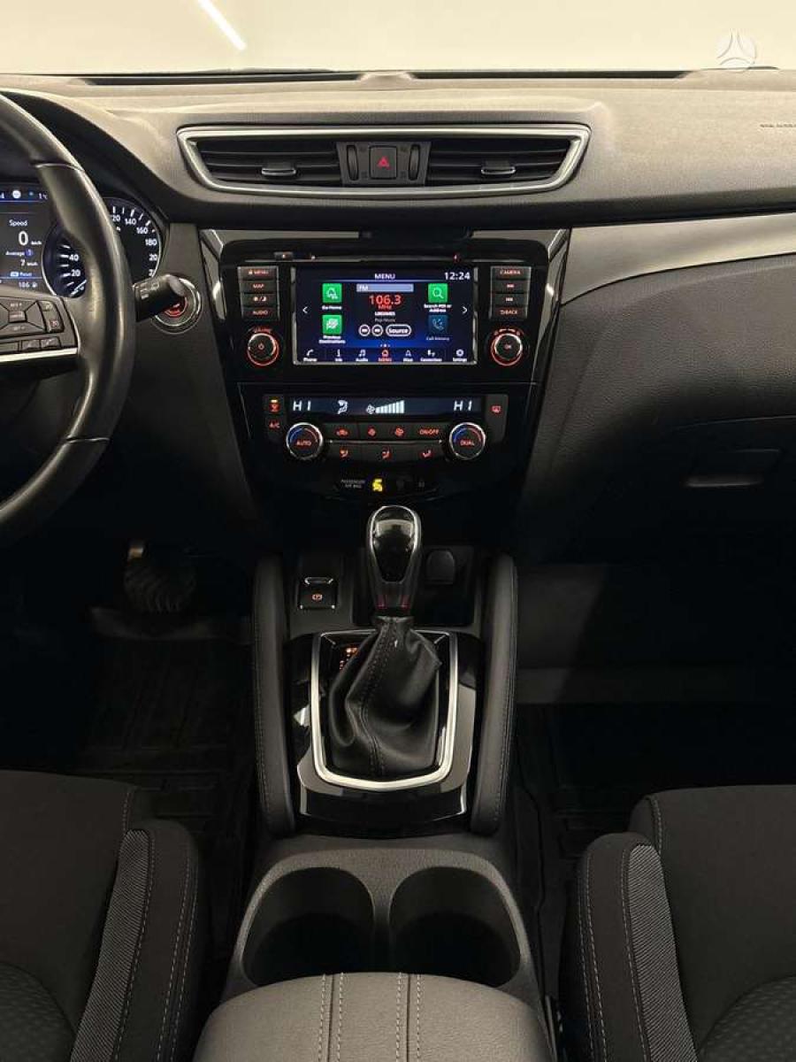 White Nissan Qashqai 2019 in Marijampole, with an engine capacity of 1.46 L and mileage of 254 thousand km for 12450 €, photo 22 on AUTOMOTO.COM.LV