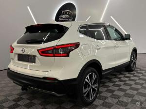 White Nissan Qashqai 2019 in Marijampole, with an engine capacity of 1.46 L and mileage of 254 thousand km for 12450 €, photo 23 on AUTOMOTO.COM.LV