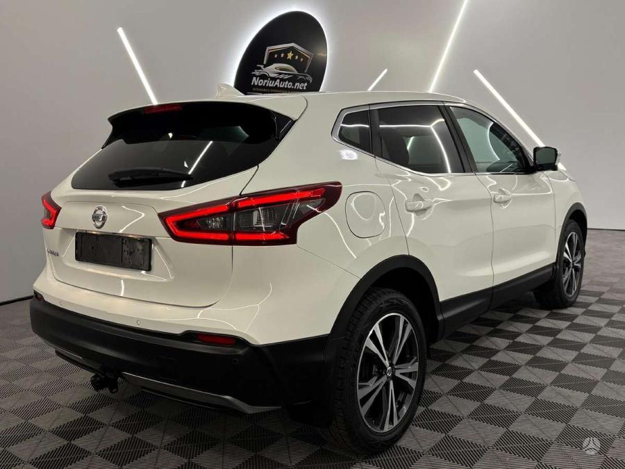 White Nissan Qashqai 2019 in Marijampole, with an engine capacity of 1.46 L and mileage of 254 thousand km for 12450 €, photo 23 on AUTOMOTO.COM.LV