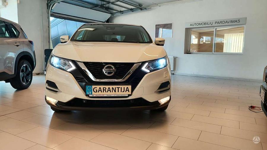 Balts Nissan Qashqai 2019 Šauļi, ar dzinēja tilpumu 1.33 L un nobraukumu 70 tūkst. km par 15100 €, foto 1 vietnē AUTOMOTO.COM.LV