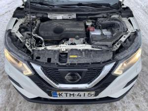 White Nissan Qashqai 2019 in Taurage, with an engine capacity of 1.46 L and mileage of 230 thousand km for 8300 €, photo 6 on AUTOMOTO.COM.LV
