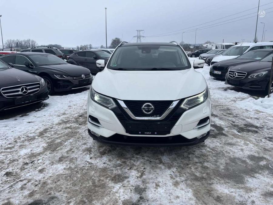 Balts Nissan Qashqai 2019 Marijampole, ar dzinēja tilpumu 1.33 L un nobraukumu 141 tūkst. km par 12650 €, foto 2 vietnē AUTOMOTO.COM.LV