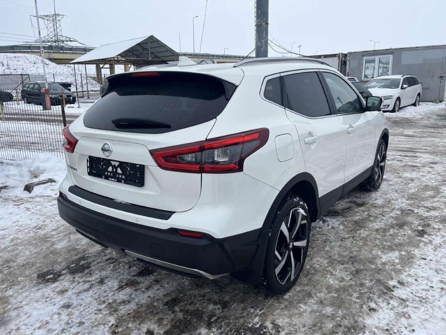 Balts Nissan Qashqai 2019 Marijampole, ar dzinēja tilpumu 1.33 L un nobraukumu 141 tūkst. km par 12650 €, foto 4 vietnē AUTOMOTO.COM.LV