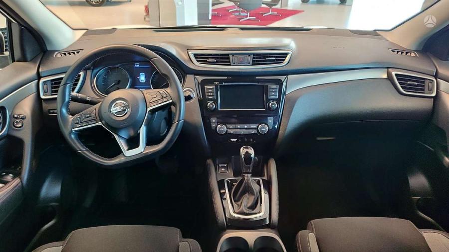Balts Nissan Qashqai 2019 Šauļi, ar dzinēja tilpumu 1.33 L un nobraukumu 70 tūkst. km par 14900 €, foto 8 vietnē AUTOMOTO.COM.LV