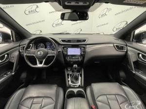 White Nissan Qashqai 2019 in Vilnius, with an engine capacity of 1.33 L and mileage of 134 thousand km for 14300 €, photo 4 on AUTOMOTO.COM.LV