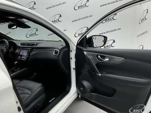 White Nissan Qashqai 2019 in Vilnius, with an engine capacity of 1.33 L and mileage of 134 thousand km for 14300 €, photo 9 on AUTOMOTO.COM.LV