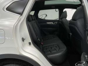 White Nissan Qashqai 2019 in Vilnius, with an engine capacity of 1.33 L and mileage of 134 thousand km for 14300 €, photo 11 on AUTOMOTO.COM.LV
