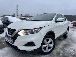 White Nissan Qashqai 2019 in Vilnius, with an engine capacity of 1.46 L and mileage of 179 thousand km for 9999 €, photo  on AUTOMOTO.COM.LV
