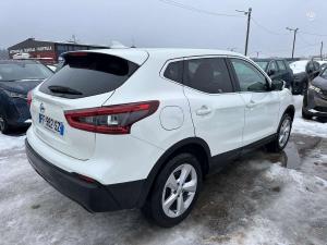 White Nissan Qashqai 2019 in Vilnius, with an engine capacity of 1.46 L and mileage of 179 thousand km for 9999 €, photo 6 on AUTOMOTO.COM.LV