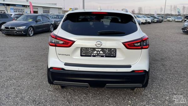 Balts Nissan Qashqai 2019 Marijampole, ar dzinēja tilpumu 1.30 L un nobraukumu 141 tūkst. km par 12690 €, foto 7 vietnē AUTOMOTO.COM.LV