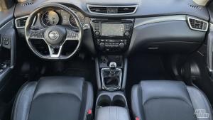 White Nissan Qashqai 2019 in Marijampole, with an engine capacity of 1.30 L and mileage of 141 thousand km for 12690 €, photo 11 on AUTOMOTO.COM.LV