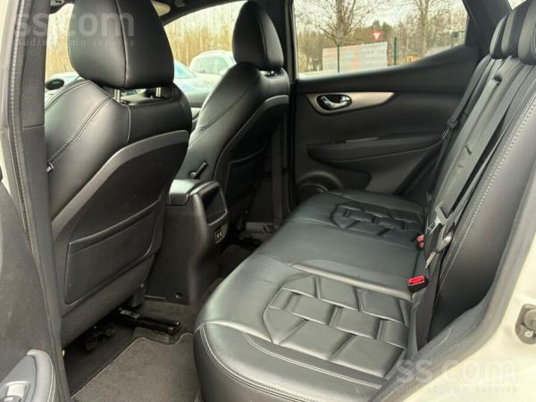 Balts Nissan Qashqai 2019 Kuldīga, ar dzinēja tilpumu 1.30 L un nobraukumu 243 tūkst. km par 12190 €, foto 10 vietnē AUTOMOTO.COM.LV
