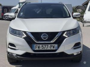 White Nissan Qashqai 2019 in Taurage, with an engine capacity of 1.33 L and mileage of 108 thousand km for 10900 €, photo 4 on AUTOMOTO.COM.LV