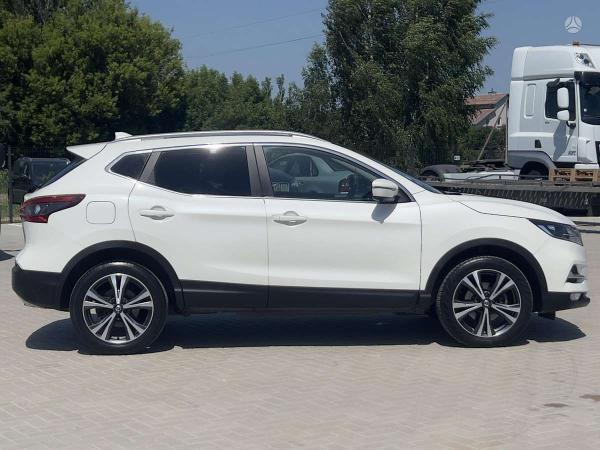 Balts Nissan Qashqai 2019 Tauragė, ar dzinēja tilpumu 1.33 L un nobraukumu 108 tūkst. km par 10900 €, foto 6 vietnē AUTOMOTO.COM.LV