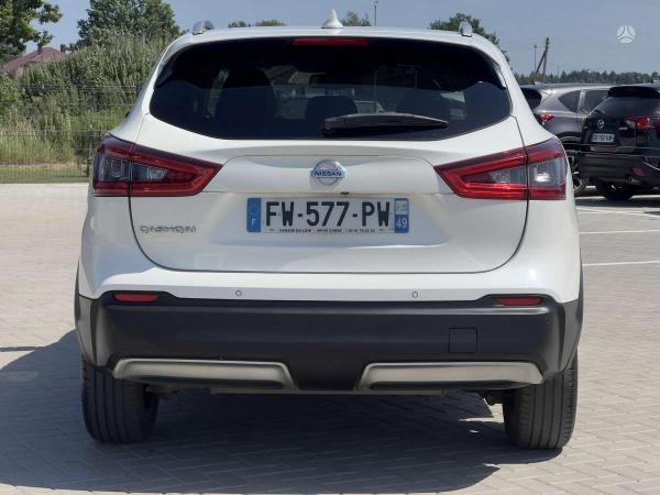 Balts Nissan Qashqai 2019 Tauragė, ar dzinēja tilpumu 1.33 L un nobraukumu 108 tūkst. km par 10900 €, foto 8 vietnē AUTOMOTO.COM.LV