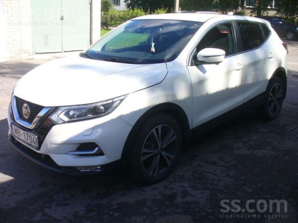 Balts Nissan Qashqai 2019 Rīga, ar dzinēja tilpumu 1.20 L un nobraukumu 90 tūkst. km par 10750 €, foto 3 vietnē AUTOMOTO.COM.LV