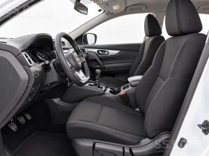 White Nissan Qashqai 2019 in Riga, with an engine capacity of 1.30 L and mileage of 101 thousand km for 10980 €, photo 7 on AUTOMOTO.COM.LV