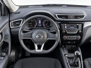 White Nissan Qashqai 2019 in Riga, with an engine capacity of 1.30 L and mileage of 101 thousand km for 10980 €, photo 14 on AUTOMOTO.COM.LV