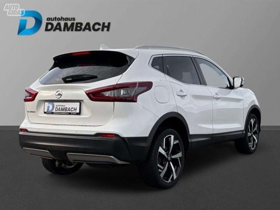 White Nissan Qashqai 2020 in Kaunas, with an engine capacity of 1.70 L and mileage of 89 thousand km for 22620 €, photo 4 on AUTOMOTO.COM.LV