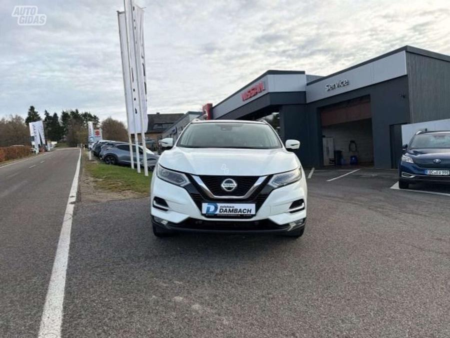 White Nissan Qashqai 2020 in Kaunas, with an engine capacity of 1.70 L and mileage of 89 thousand km for 22620 €, photo 8 on AUTOMOTO.COM.LV