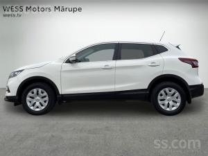White Nissan Qashqai 2020 in Riga, with an engine capacity of 1.30 L and mileage of 164 thousand km for 10990 €, photo 3 on AUTOMOTO.COM.LV