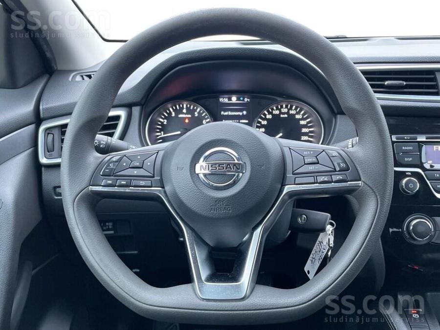 White Nissan Qashqai 2020 in Riga, with an engine capacity of 1.30 L and mileage of 164 thousand km for 10990 €, photo 12 on AUTOMOTO.COM.LV