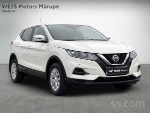 White Nissan Qashqai 2020 in Riga, with an engine capacity of 1.30 L and mileage of 164 thousand km for 10990 €, photo 18 on AUTOMOTO.COM.LV
