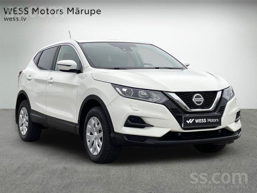 White Nissan Qashqai 2020 in Riga, with an engine capacity of 1.30 L and mileage of 164 thousand km for 10990 €, photo 18 on AUTOMOTO.COM.LV