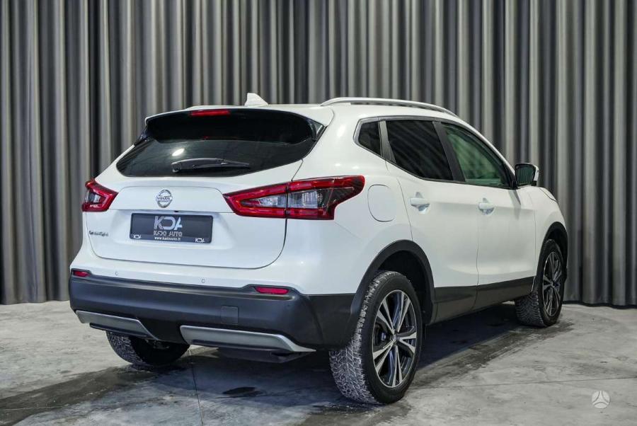 Balts Nissan Qashqai 2020 Marijampole, ar dzinēja tilpumu 1.46 L un nobraukumu 237 tūkst. km par 12950 €, foto 8 vietnē AUTOMOTO.COM.LV