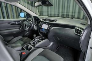 Balts Nissan Qashqai 2020 Marijampole, ar dzinēja tilpumu 1.46 L un nobraukumu 237 tūkst. km par 12950 €, foto 32 vietnē AUTOMOTO.COM.LV
