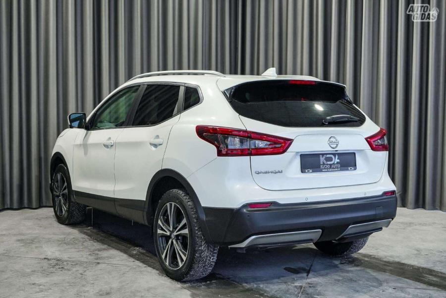 Balts Nissan Qashqai 2020 Marijampole, ar dzinēja tilpumu 1.50 L un nobraukumu 237 tūkst. km par 12950 €, foto 7 vietnē AUTOMOTO.COM.LV