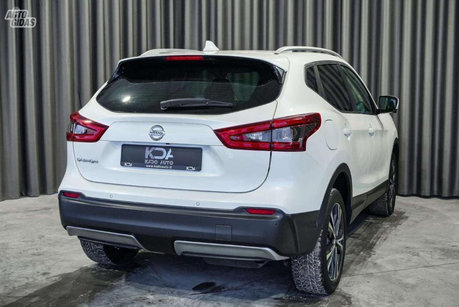 Balts Nissan Qashqai 2020 Marijampole, ar dzinēja tilpumu 1.50 L un nobraukumu 237 tūkst. km par 12950 €, foto 11 vietnē AUTOMOTO.COM.LV