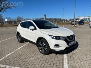 Balts Nissan Qashqai 2020 Rīga, ar dzinēja tilpumu 1.30 L un nobraukumu 78 tūkst. km par 14000 €, foto 4 vietnē AUTOMOTO.COM.LV