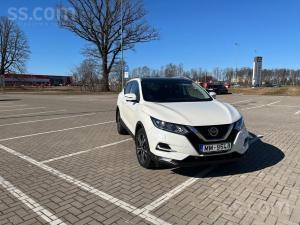 Белый Ниссан Кашкай 2020 в Рига, объемом двигателя 1.30 л и пробегом 76 тыс. км за 16000 €, фото 17 на AUTOMOTO.COM.LV
