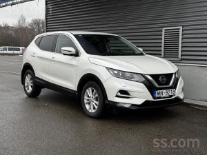 White Nissan Qashqai 2020 in Riga, with an engine capacity of 1.50 L and mileage of 85 thousand km for 14900 €, photo 8 on AUTOMOTO.COM.LV