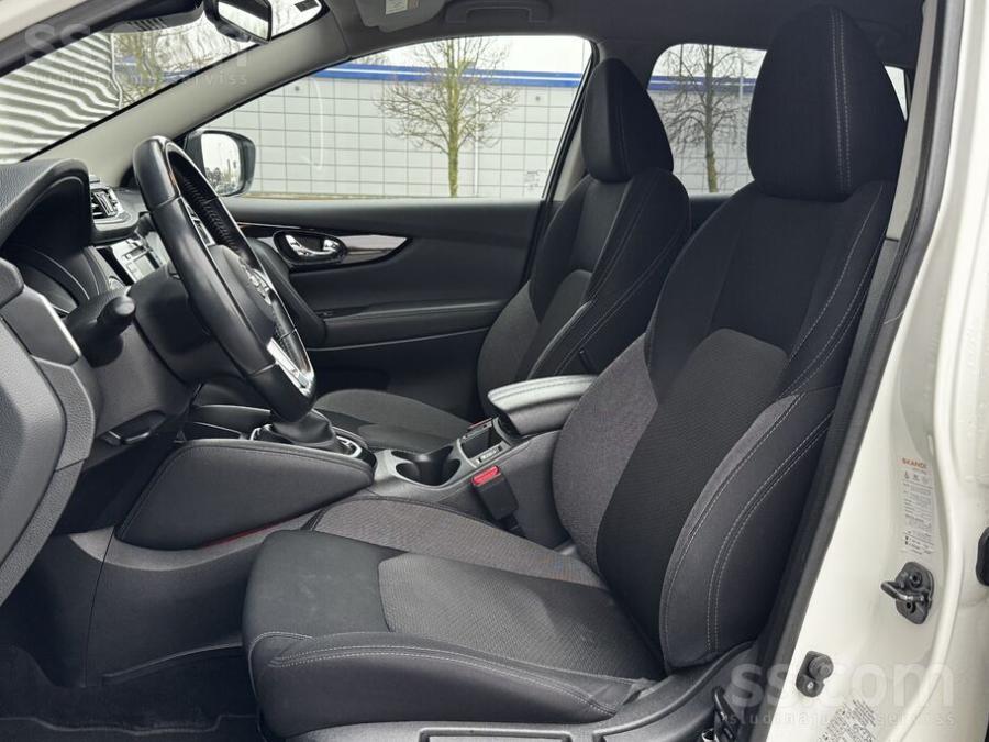 White Nissan Qashqai 2020 in Riga, with an engine capacity of 1.50 L and mileage of 85 thousand km for 14900 €, photo 10 on AUTOMOTO.COM.LV
