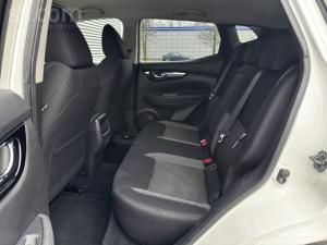 White Nissan Qashqai 2020 in Riga, with an engine capacity of 1.50 L and mileage of 85 thousand km for 14900 €, photo 11 on AUTOMOTO.COM.LV