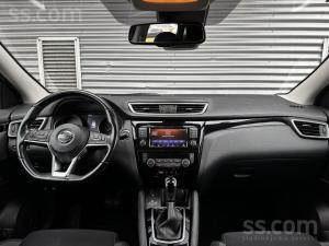 White Nissan Qashqai 2020 in Riga, with an engine capacity of 1.50 L and mileage of 85 thousand km for 14900 €, photo 12 on AUTOMOTO.COM.LV
