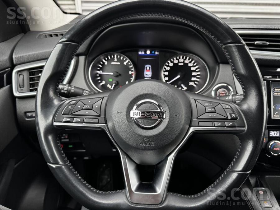 White Nissan Qashqai 2020 in Riga, with an engine capacity of 1.50 L and mileage of 85 thousand km for 14900 €, photo 13 on AUTOMOTO.COM.LV
