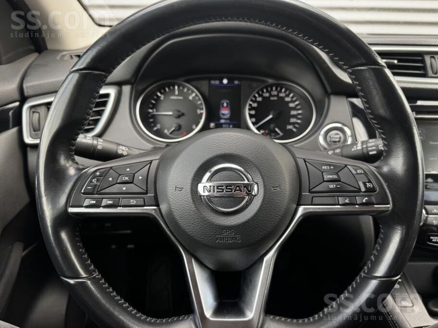 White Nissan Qashqai 2020 in Riga, with an engine capacity of 1.50 L and mileage of 89 thousand km for 14900 €, photo 16 on AUTOMOTO.COM.LV