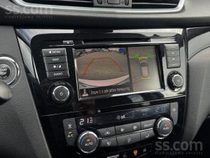 White Nissan Qashqai 2020 in Riga, with an engine capacity of 1.50 L and mileage of 89 thousand km for 14900 €, photo 21 on AUTOMOTO.COM.LV