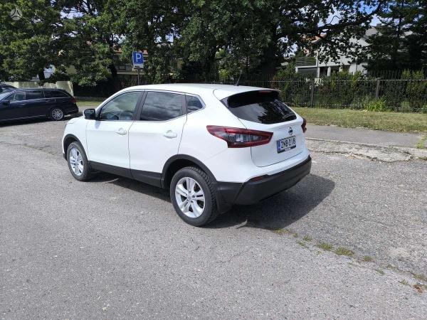 White Nissan Qashqai 2020 in Kaunas, with an engine capacity of 1.46 L and mileage of 219 thousand km for 10650 €, photo 7 on AUTOMOTO.COM.LV
